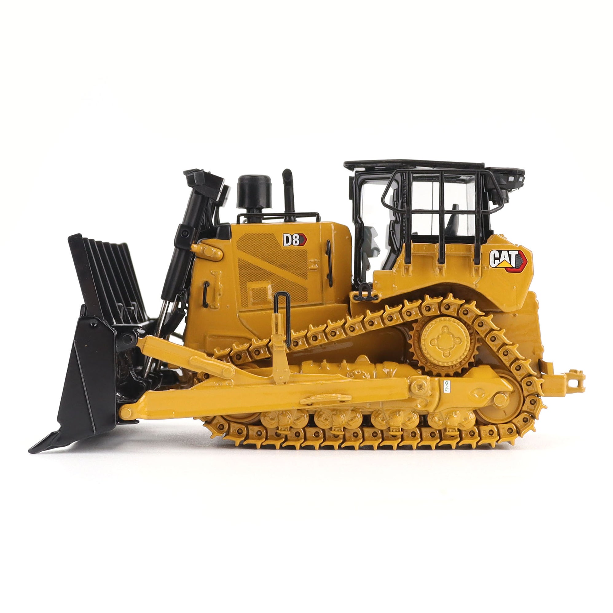 1:50 Cat D8 Dozer (Waste Handler Configuration) — Diecast Masters America