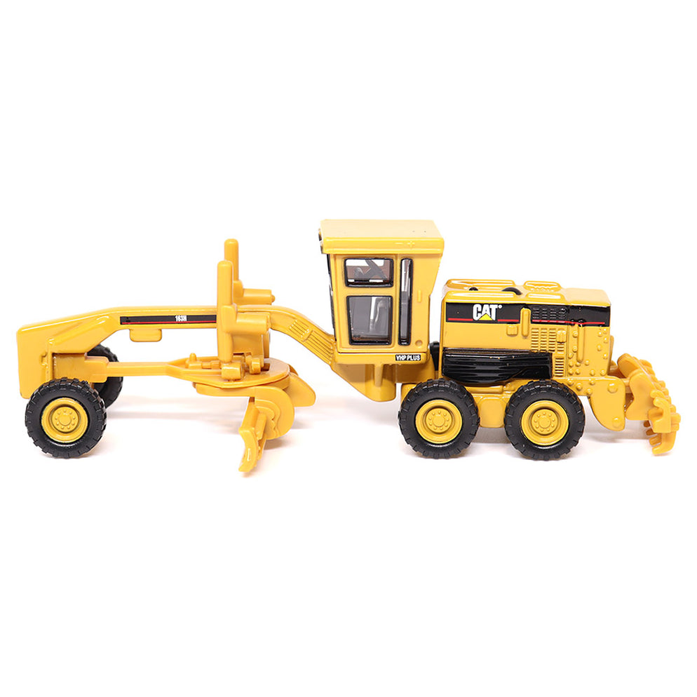 1:87 Scale Cat CT660 Day Cab Tractor with Lowboy Trailer and Cat 163H ...