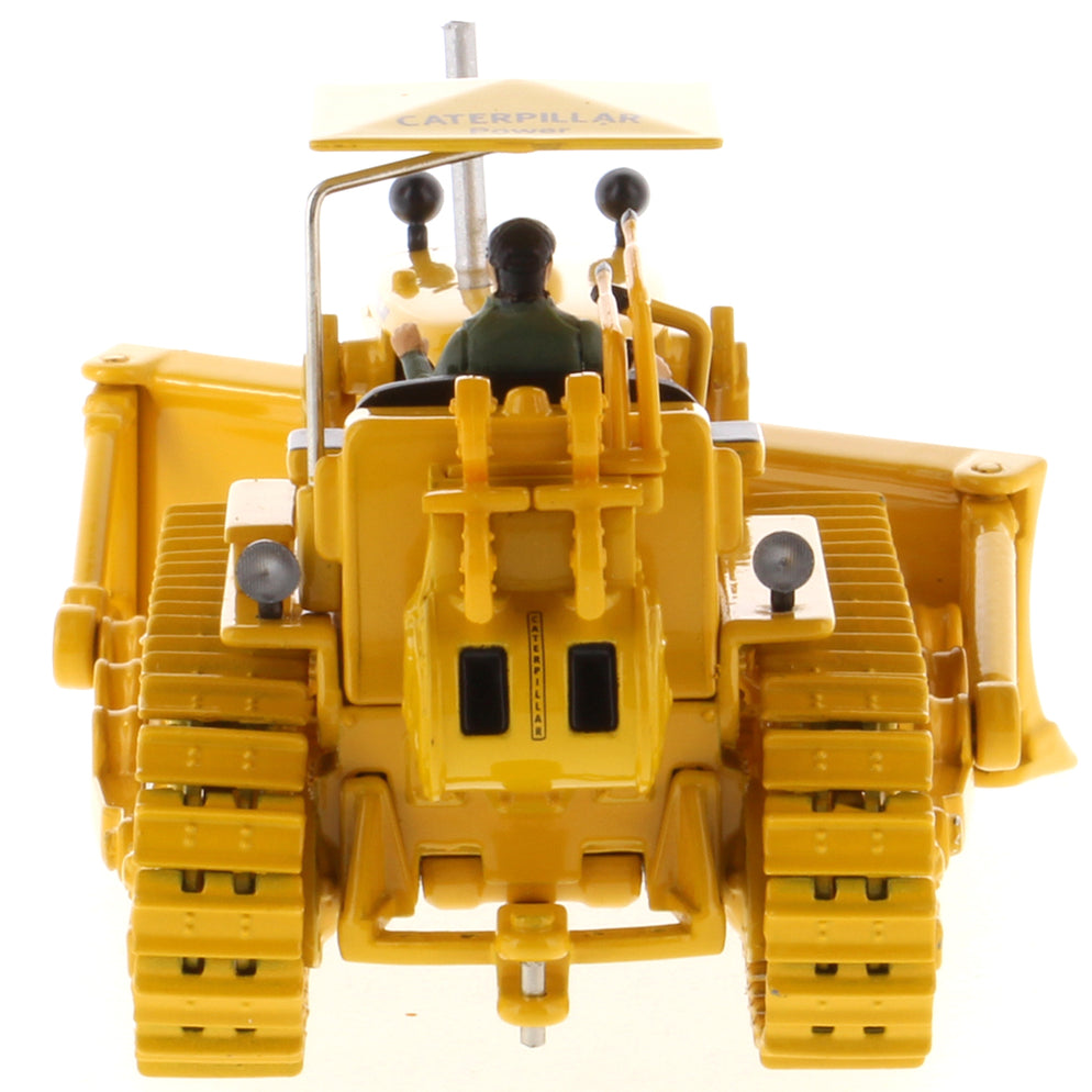 1:50 Cat®D7C Track Type Tractor — Diecast Masters America