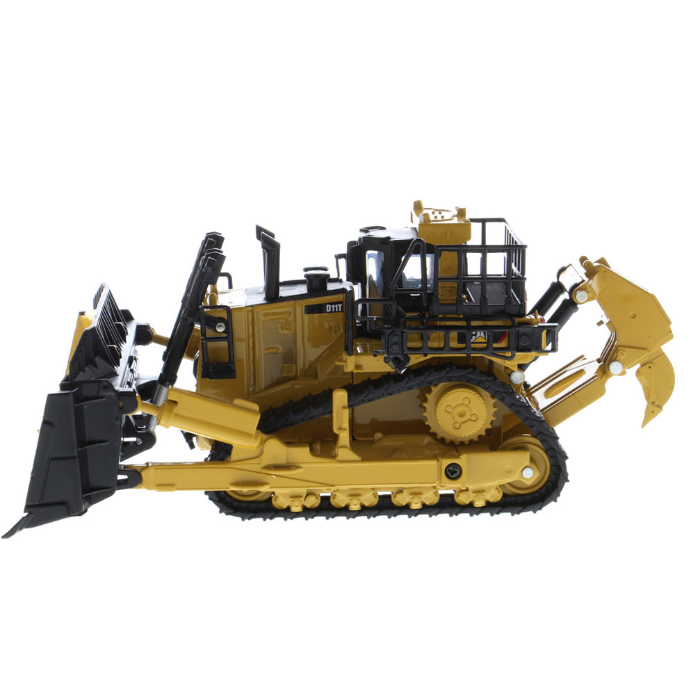 1:64 Cat D11 Dozer with 2 Blades and Rear Rippers — Diecast Masters America
