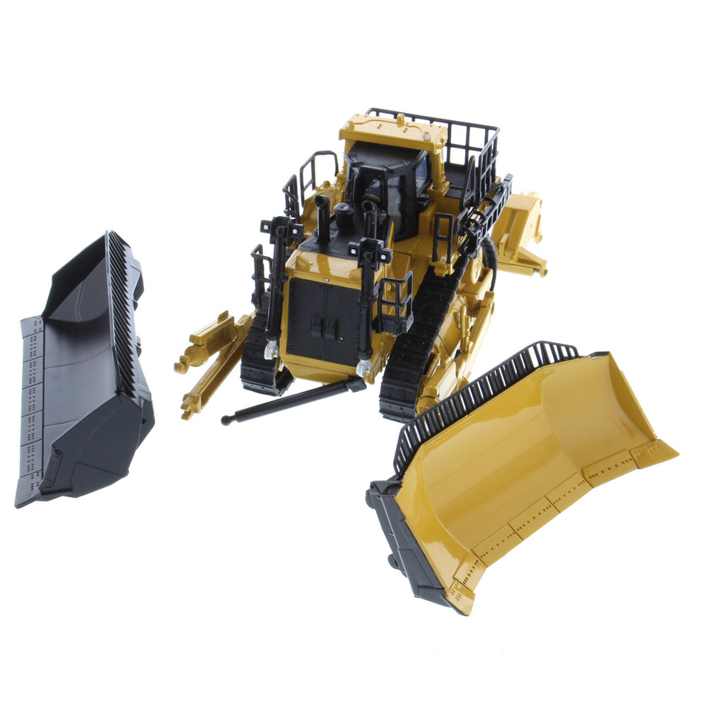 1:64 Cat D11 Dozer with 2 Blades and Rear Rippers — Diecast Masters America